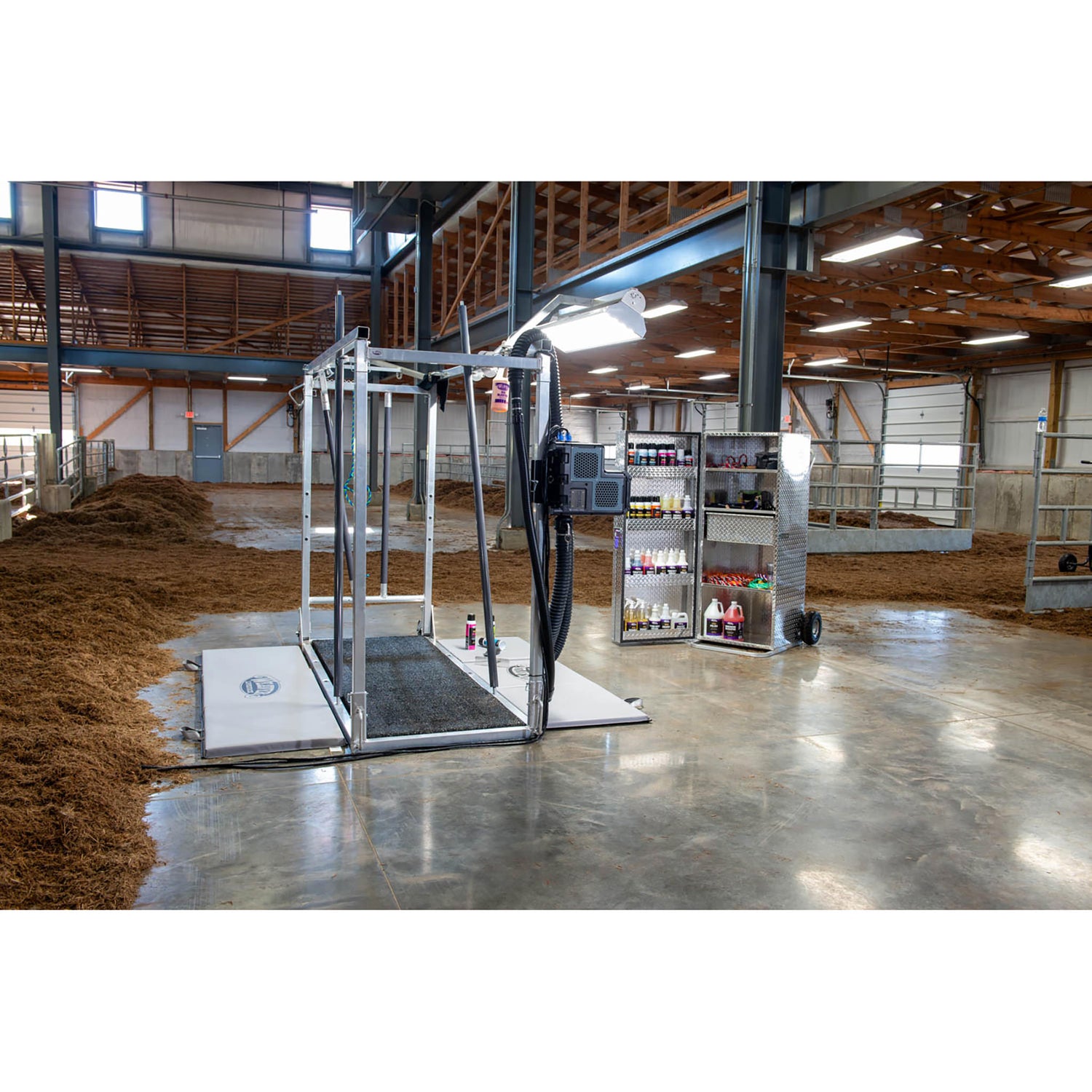 7-1/2' Chute - Weaver Livestock