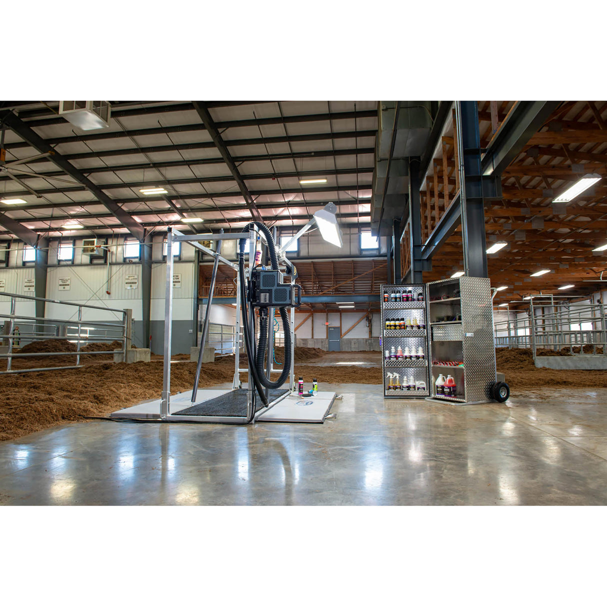 7-1/2' Chute - Weaver Livestock